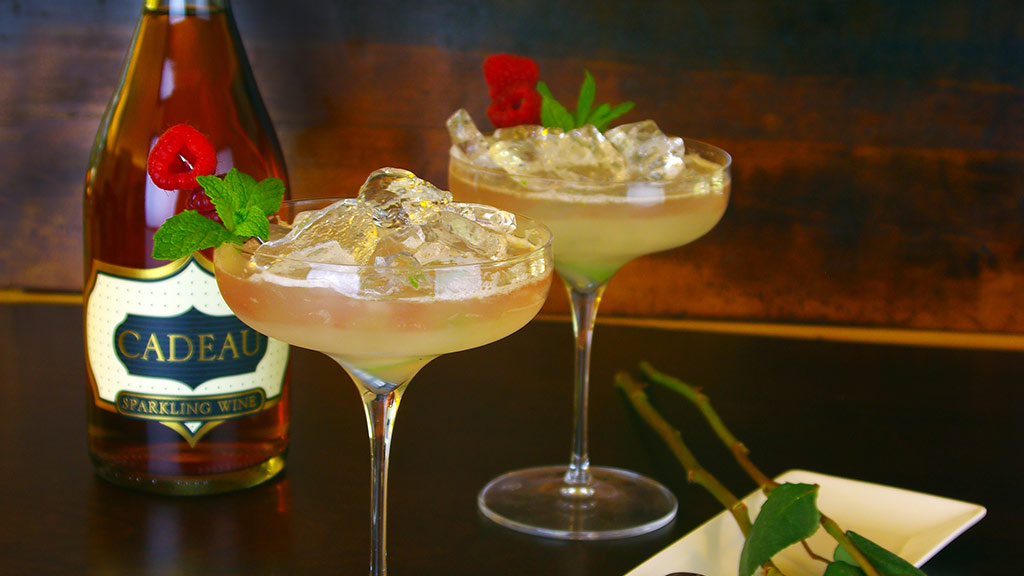 Royale Raspberry Rosé – WineShop At Home